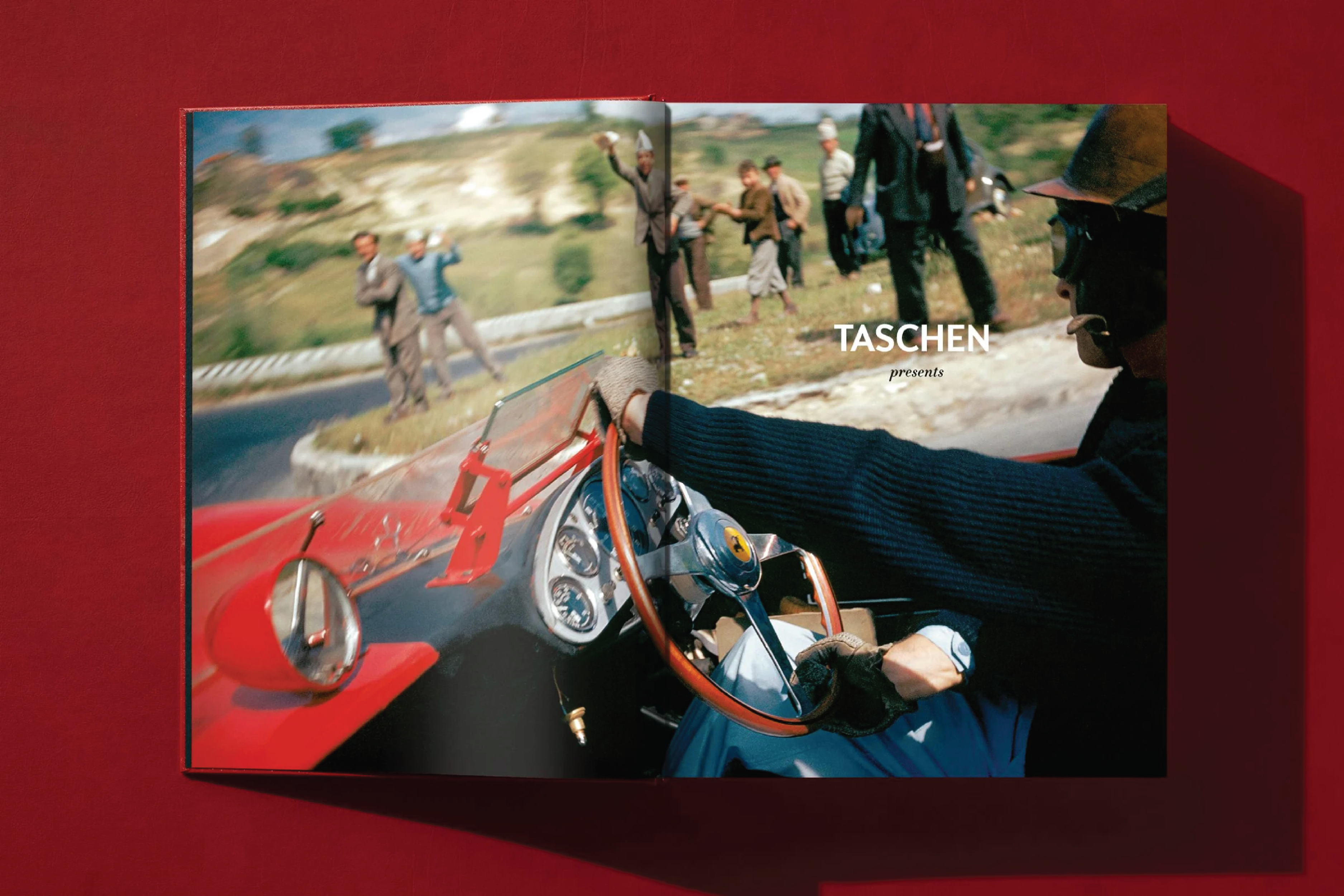TASCHEN Ferrari – Wynn at Home